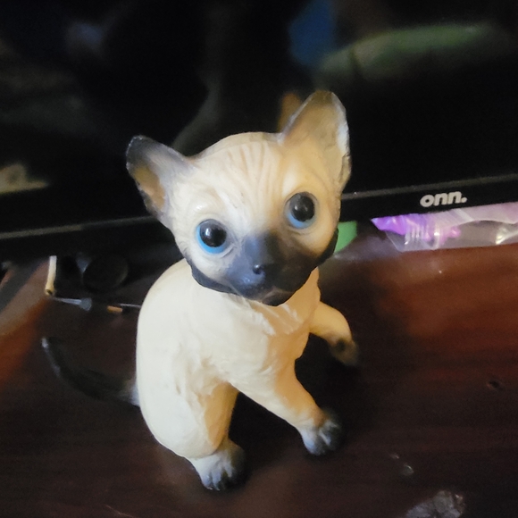 Breyer | Toys | Breyer Siamese Cat Figurine | Poshmark